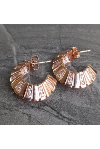 Mooije Silver Taşlı Halka Rose Gümüş Küpe Mooije Silver Taşlı Halka Rose Gümüş Küpe