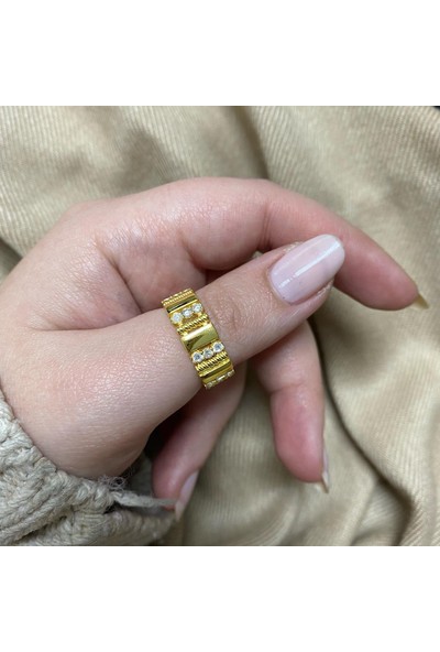 Mooije Silver Taşlı Ayarlanabilir Gold Gümüş Yüzük Mooije Silver Taşlı Ayarlanabilir Gold Gümüş Yüzük