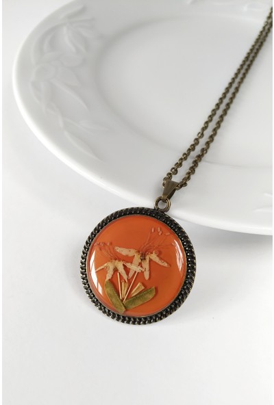 Halley Concept Özel Tasarım El Yapımı Gerçek Çiçekli Epoksi Kolye