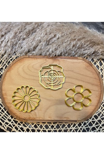 Small Shapes Çiçek 3'lü Set Kurabiye Kalıbı ve Hamur Kesici Small Shapes Çiçek 3'lü Set Kurabiye Kalıbı ve Hamur Kesici