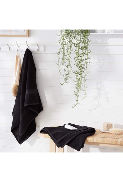 Iz Concept Blck V2 Özel Üretim 70x140 Cm Üst Kalite Siyah Banyo Havlusu - Premium Quality Black Towel 70x140 Iz Concept Blck V2 Özel Üretim 70x140 Cm Üst Kalite Siyah Banyo Havlusu - Premium Quality Black Towel 70x140
