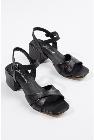 Mft Kadın Hakiki Deri Siyah Sandalet