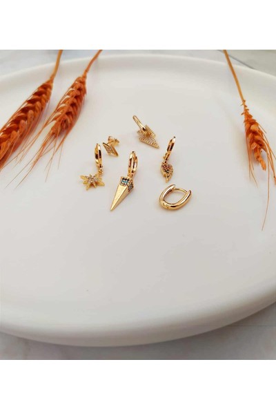 Eva Takı 6'lı Şimşek - Yıldırım - Prizma - Kanat - Kar Tanesi Altın Kaplama Çelik Küpe Eva Takı 6'lı Şimşek - Yıldırım - Prizma - Kanat - Kar Tanesi Altın Kaplama Çelik Küpe