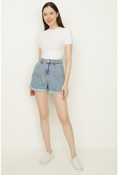 Select Moda Kadın Mavi Paçası Katlamalı Denim Şort Select Moda Kadın Mavi Paçası Katlamalı Denim Şort