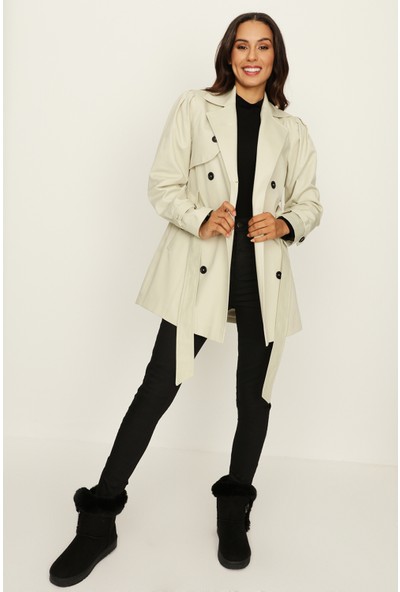 Select Moda Kadın Krem Kemerli Düğme Kapamalı Trençkot Select Moda Kadın Krem Kemerli Düğme Kapamalı Trençkot