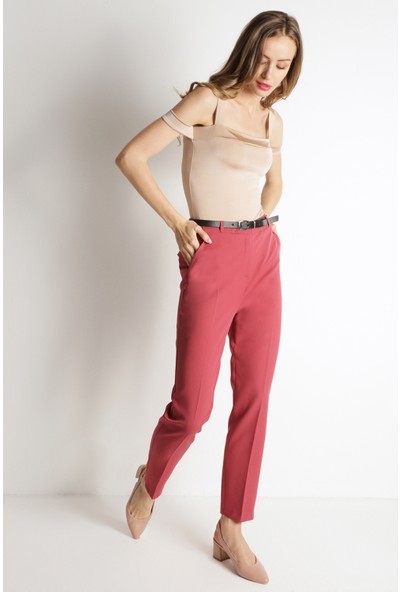 Select Moda Kadın Gül Kurusu Kemerli Pantolon Select Moda Kadın Gül Kurusu Kemerli Pantolon