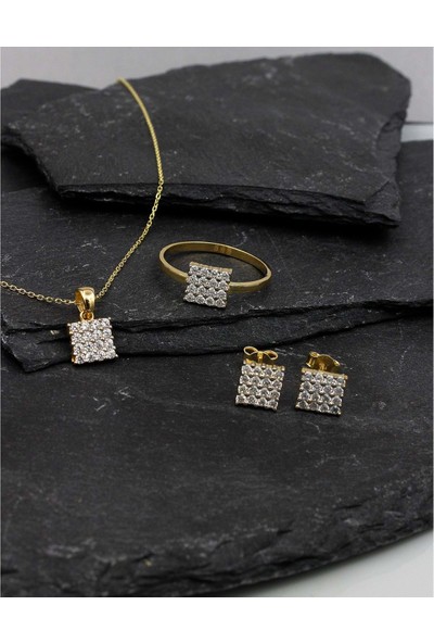 14 Ayar Taşlı Kare Takı Seti 14 Ayar Taşlı Kare Takı Seti