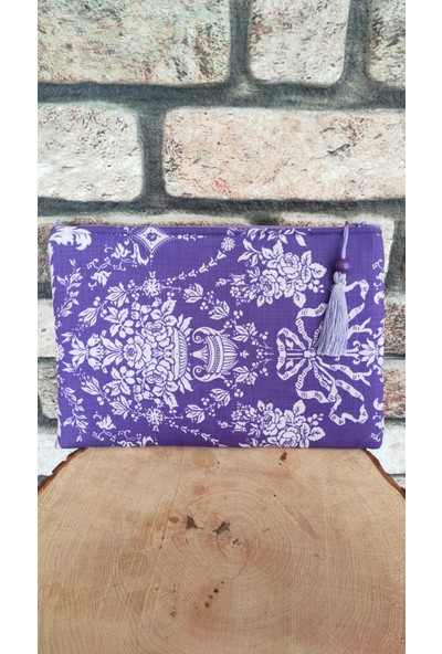 Tataroğlu Dijital Kumaş Mor Zeminli Beyaz Çiçekli Portföy Clutch Tataroğlu Dijital Kumaş Mor Zeminli Beyaz Çiçekli Portföy Clutch
