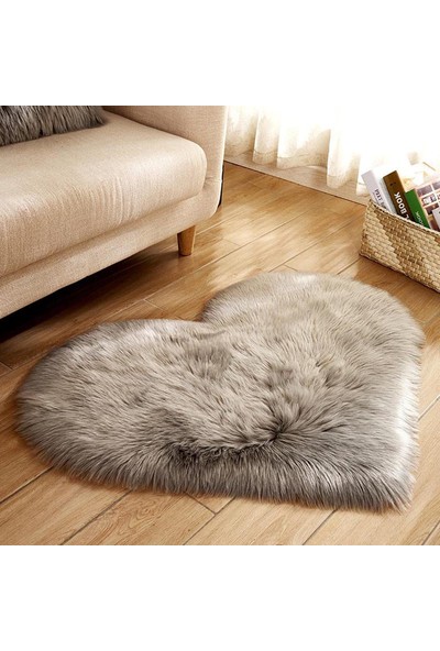 NAPOLİ Kalp Desen Uzun Tüylü Yumuşacık Premium Kuzu Post Peluş Halı Gri NAPOLİ Kalp Desen Uzun Tüylü Yumuşacık Premium Kuzu Post Peluş Halı Gri