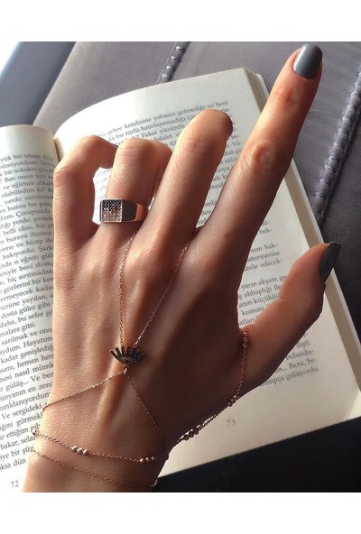 Caka Takı Siyah Kirpikli Göz Şahmeran