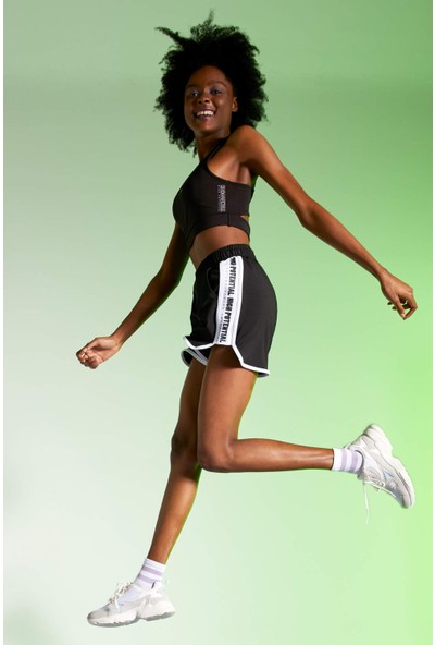 DeFacto Yazı Baskılı Şerit Detaylı Relax Fit Mini Şort U3965AZ21SM DeFacto Yazı Baskılı Şerit Detaylı Relax Fit Mini Şort U3965AZ21SM