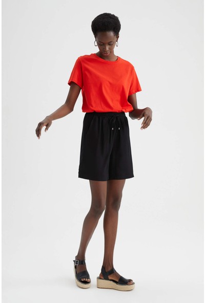 DeFacto Beli Lastik Detaylı Bağcıklı Bermuda I6760AZ21HS