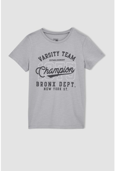 DeFacto Erkek Çocuk Regular Fit Bisiklet Yaka Kısa Kollu Tişört T7592A622SM