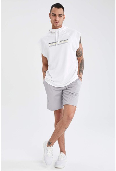 Defacto Slim Fit Teknik Kumaşlı Spor Şort T8929AZ21SP