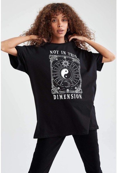 DeFacto Mistik Baskılı Oversize Fit Kısa Kollu Tişört W2113AZ21HS