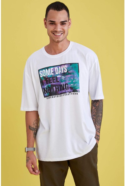 DeFacto Oversize Fit Bisiklet Yaka Fotoğraf Baskılı Kısa Kollu Tişört W2367AZ21HS