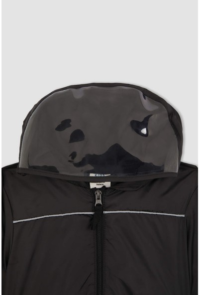 DeFacto Erkek Çocuk Çıkarılabilir Siperlikli Kapüşonlu İnce Mevsimlik Yağmurluk S9774A621SP DeFacto Erkek Çocuk Çıkarılabilir Siperlikli Kapüşonlu İnce Mevsimlik Yağmurluk S9774A621SP