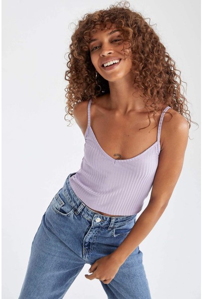 DeFacto Coool Regular Fit İp Askılı V Yaka Kaşkorse Crop Atlet W0086AZ21HS DeFacto Coool Regular Fit İp Askılı V Yaka Kaşkorse Crop Atlet W0086AZ21HS