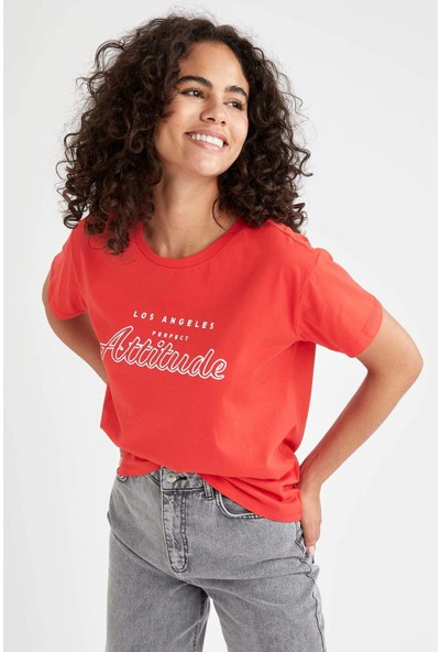 DeFacto Slogan Baskılı Relax Fit Kısa Kollu Tişört W2541AZ21HS DeFacto Slogan Baskılı Relax Fit Kısa Kollu Tişört W2541AZ21HS