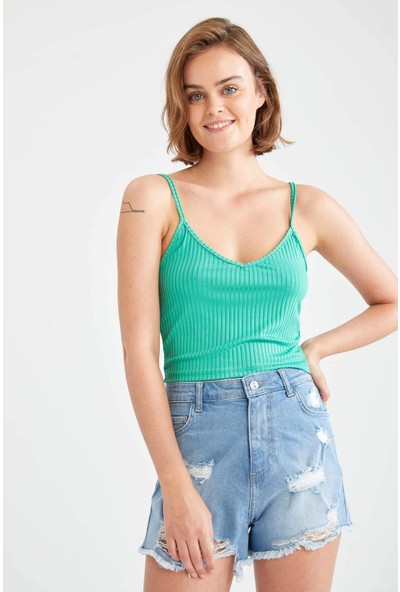 DeFacto Coool Regular Fit İp Askılı V Yaka Kaşkorse Crop Atlet W0086AZ21HS DeFacto Coool Regular Fit İp Askılı V Yaka Kaşkorse Crop Atlet W0086AZ21HS