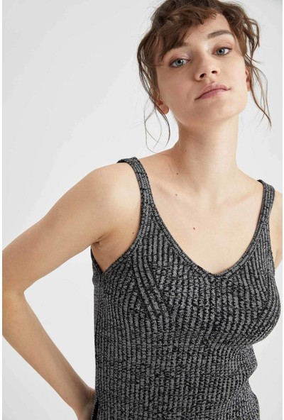 DeFacto Regular Fit Geometrik Desenli Askılı Örgü Triko Atlet T9403AZ21SP