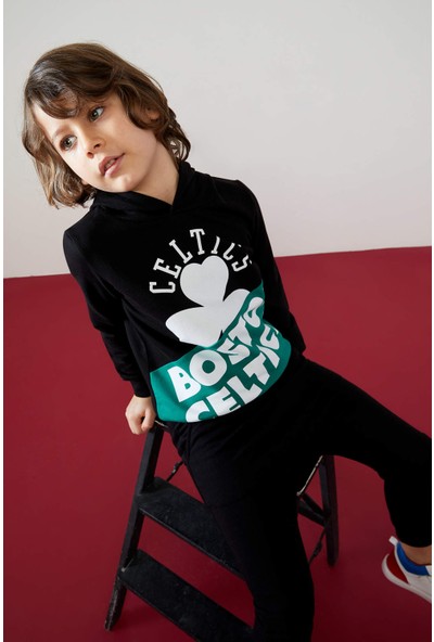 Defacto Erkek Çocuk NBA Lisanslı Kapüşonlu Sweatshirt T7787A621SP