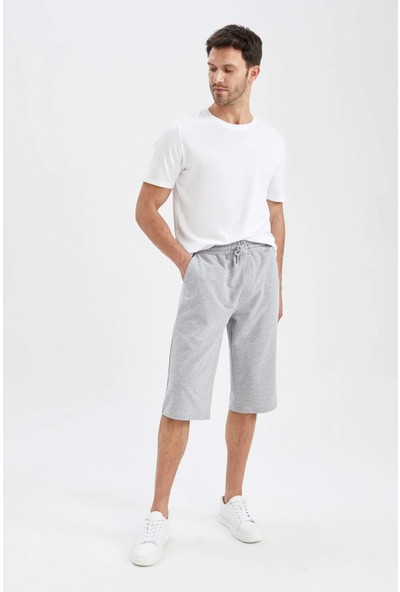 DeFacto Regular Fit Beli Bağcıklı Kapri Şort S3384AZ22SP