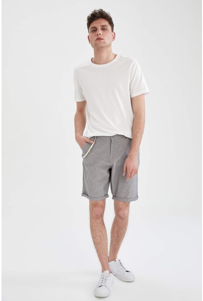 DeFacto Regular Fit Aksesuar Detaylı Chino Bermuda Şort U8935AZ21SM