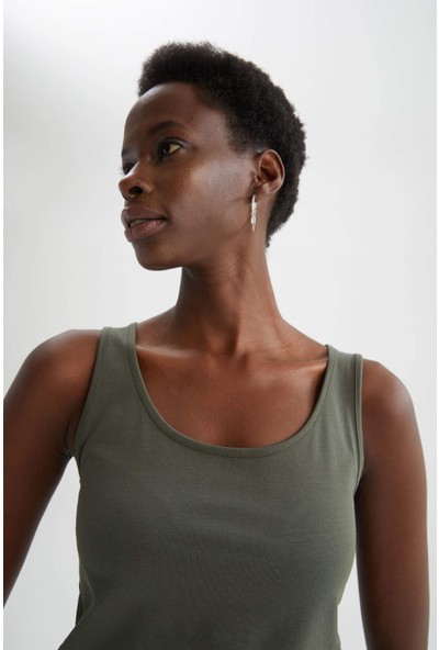 DeFacto Askılı Basic Slim Fit Atlet I1059AZ21SP DeFacto Askılı Basic Slim Fit Atlet I1059AZ21SP