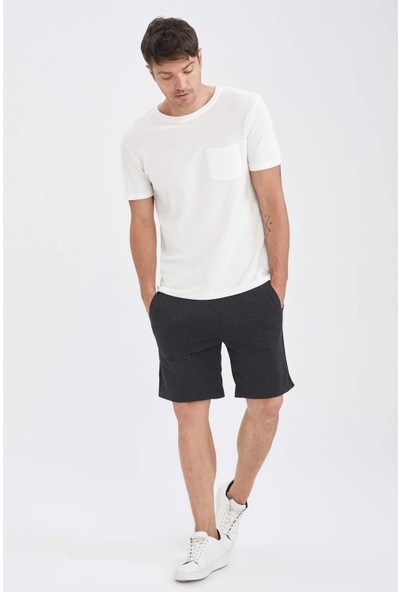 DeFacto Slim Fit Beli Bağcıklı Basic Şort V0686AZ21SM DeFacto Slim Fit Beli Bağcıklı Basic Şort V0686AZ21SM
