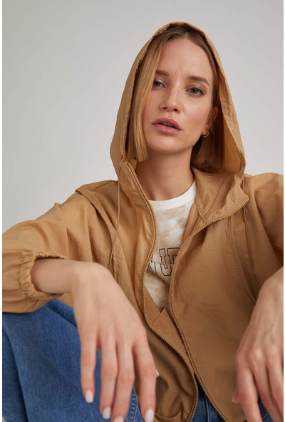 Defacto Relax Fit  Kapüşonlu İnce Yağmurluk T7646AZ21SP