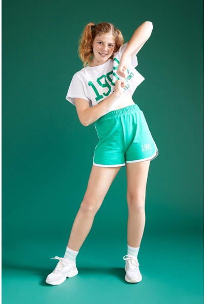 DeFacto Coool Yazı Baskılı Beli Bağcıklı Oval Kesim Pamuklu Mini Şort V7385AZ21HS