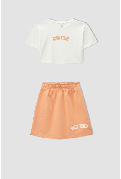 Defacto Kız Çocuk Slogan Baskılı Crop Tişört Ve Etek Takımı V6604A621HS Defacto Kız Çocuk Slogan Baskılı Crop Tişört Ve Etek Takımı V6604A621HS