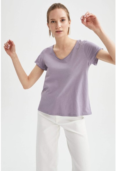 Defacto Basic V Yaka Relax Fit Kısa Kollu Tişört K1507AZ21SP Defacto Basic V Yaka Relax Fit Kısa Kollu Tişört K1507AZ21SP