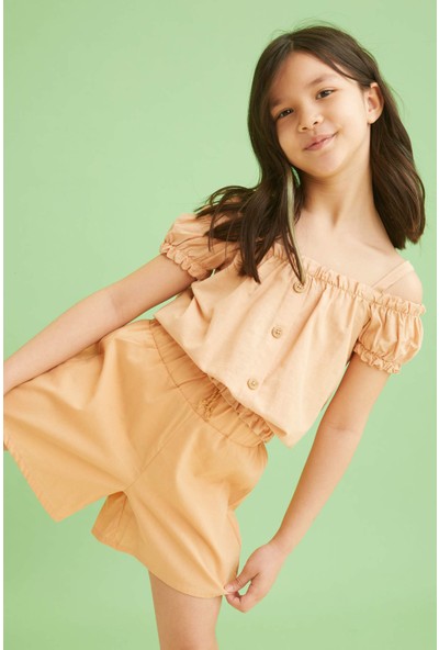 DeFacto Kız Çocuk Esnek Belli Püsküllü Şort T3862A621SM DeFacto Kız Çocuk Esnek Belli Püsküllü Şort T3862A621SM