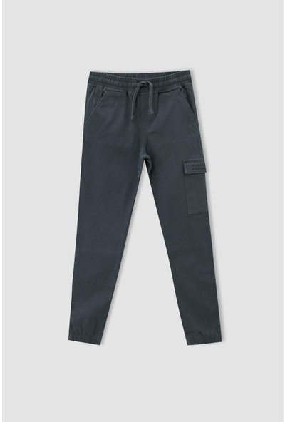 DeFacto Erkek Çocuk Slim Fit Esnek Belli Kargo Cepli Pantolon V5608A621WN DeFacto Erkek Çocuk Slim Fit Esnek Belli Kargo Cepli Pantolon V5608A621WN