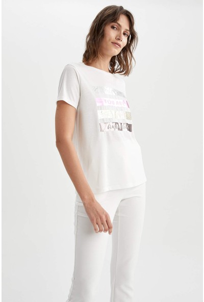 Defacto Varak Slogan Baskılı Kısa Kollu Relax Fit Tişört U7509AZ21HS Defacto Varak Slogan Baskılı Kısa Kollu Relax Fit Tişört U7509AZ21HS