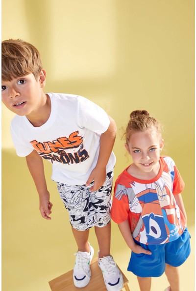 Defacto Erkek Çocuk Space Jam Lisanslı Esnek Belli Bermuda Şort V8076A621HS