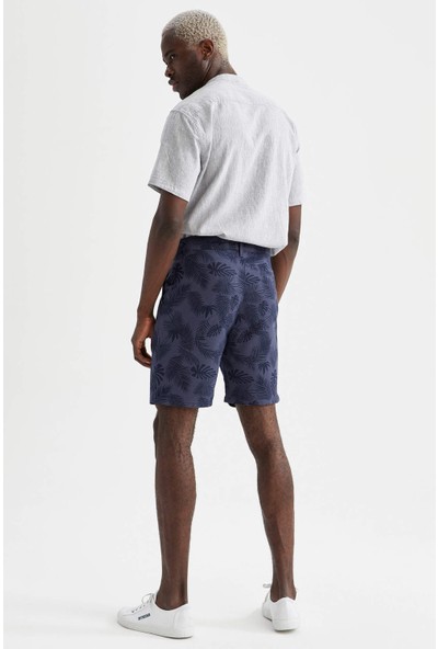 Defacto Slim Fit Yaprak Desenli Bermuda Şort U7059AZ21SM Defacto Slim Fit Yaprak Desenli Bermuda Şort U7059AZ21SM