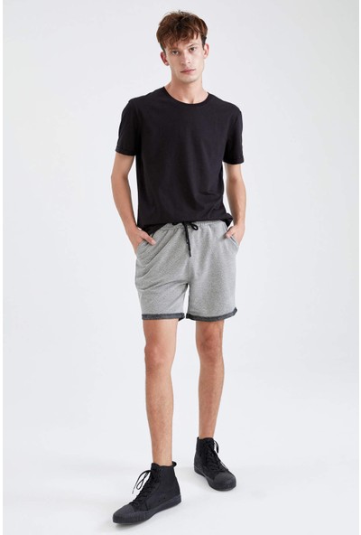Defacto Slim Fit Duble Paça Şort U6149AZ21SM Defacto Slim Fit Duble Paça Şort U6149AZ21SM
