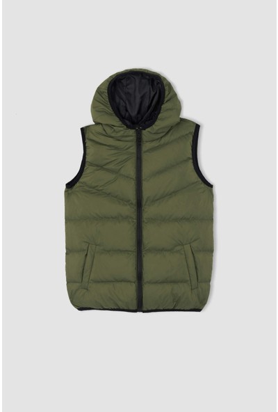 DeFacto Erkek Çocuk Regular Fit Kapüşonlu Mevsimlik Şişme Yelek Y2088A622SP DeFacto Erkek Çocuk Regular Fit Kapüşonlu Mevsimlik Şişme Yelek Y2088A622SP