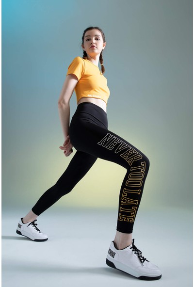 DeFacto Defacto Fit Ekstra Slim Fit Yüksek Bel toparlayıcı Bilek Boy Tayt W7722AZ22SP DeFacto Defacto Fit Ekstra Slim Fit Yüksek Bel toparlayıcı Bilek Boy Tayt W7722AZ22SP