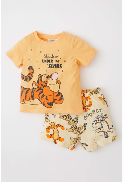 DeFacto Erkek Bebek Winnie The Pooh Lisanslı Regular Fit Pamuklu Kısa Kollu Şortlu Pijama Takım X8885A222SM DeFacto Erkek Bebek Winnie The Pooh Lisanslı Regular Fit Pamuklu Kısa Kollu Şortlu Pijama Takım X8885A222SM