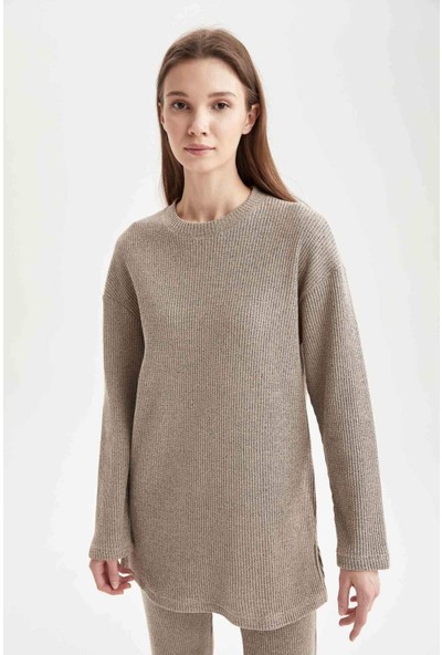 DeFacto Regular Fit Bisiklet Yaka Uzun Kollu Triko Tunik X6454AZ21CW DeFacto Regular Fit Bisiklet Yaka Uzun Kollu Triko Tunik X6454AZ21CW