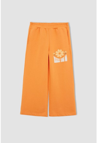 DeFacto Kız Çocuk Çiçek Baskılı Geniş Paça Eşofman Alt W7895A622SP DeFacto Kız Çocuk Çiçek Baskılı Geniş Paça Eşofman Alt W7895A622SP