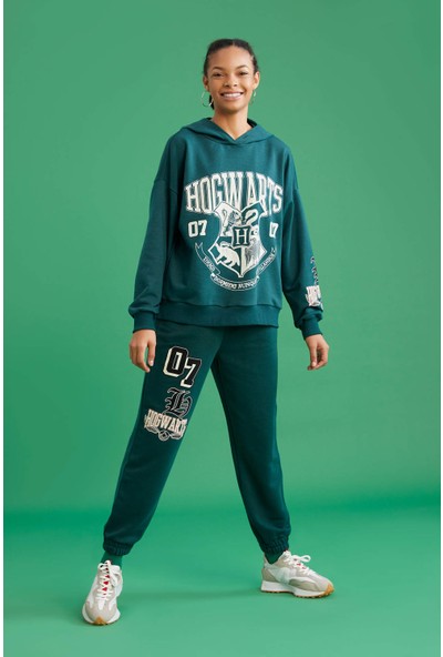 DeFacto Harry Potter Lisanslı Jogger Standart Fit Kalın Sweatshirt Kumaş Eşofman Alt X0958AZ22SP DeFacto Harry Potter Lisanslı Jogger Standart Fit Kalın Sweatshirt Kumaş Eşofman Alt X0958AZ22SP