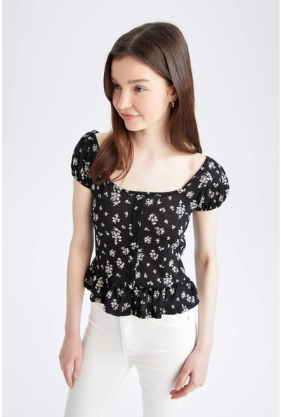 DeFacto Regular Fit Floral Kısa Balon Kollu Bluz Y2802AZ22SM DeFacto Regular Fit Floral Kısa Balon Kollu Bluz Y2802AZ22SM