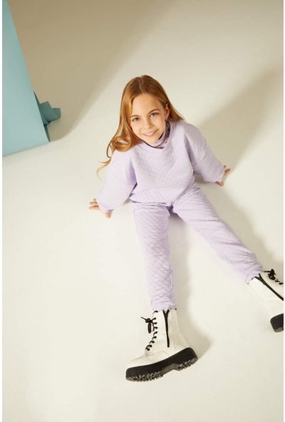 DeFacto Kız Çocuk Relax Fit Kapitoneli Isı Yalıtımlı Warmtech Jogger Eşofman Alt V1412A621WN DeFacto Kız Çocuk Relax Fit Kapitoneli Isı Yalıtımlı Warmtech Jogger Eşofman Alt V1412A621WN