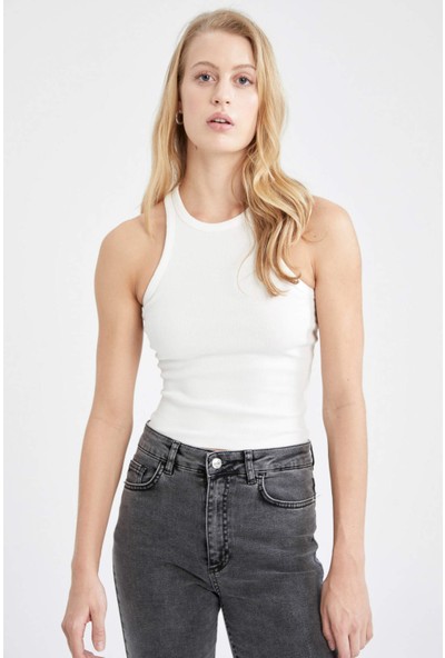 DeFacto Slim Fit Halter Yaka Kaşkorse Atlet X6705AZ22SM DeFacto Slim Fit Halter Yaka Kaşkorse Atlet X6705AZ22SM