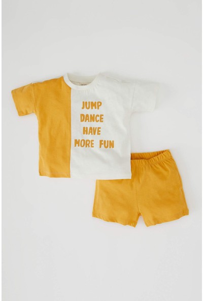 DeFacto Erkek Bebek Regular Fit Pamuklu Kısa Kollu Renk Bloklu Tişört Şort Takım X7863A222SM DeFacto Erkek Bebek Regular Fit Pamuklu Kısa Kollu Renk Bloklu Tişört Şort Takım X7863A222SM